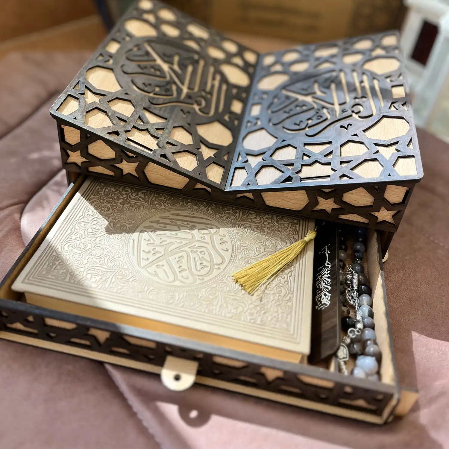 Exquisite Quran Gift Set #2550 | The Quran Store